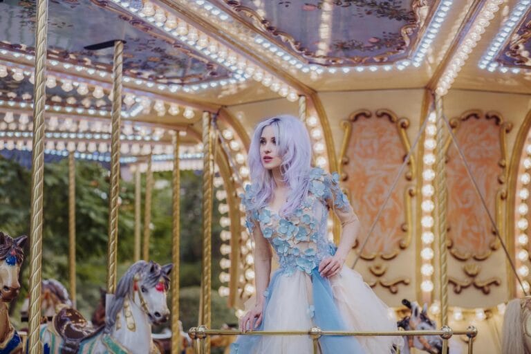 Carousel & Cinnamon - Chotronette Photoshoot
