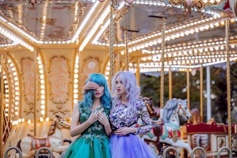 Carousel & Cinnamon - Chotronette Photoshoot