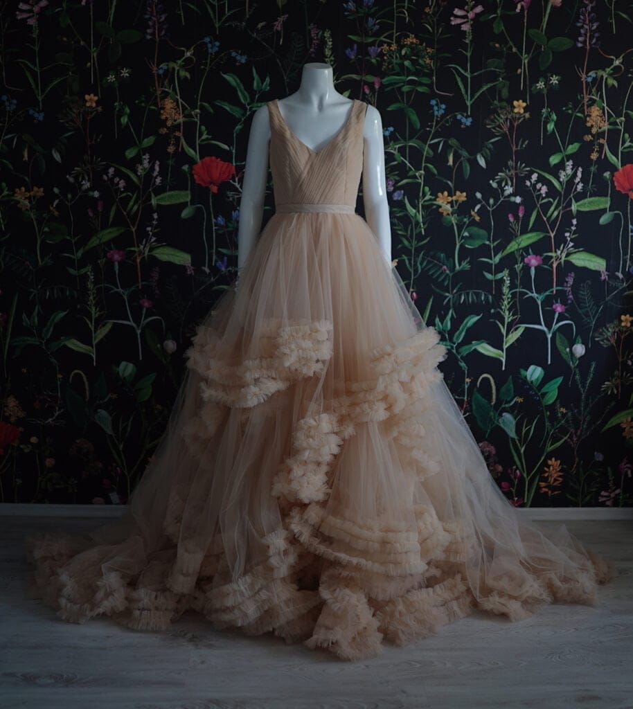 Chotronette Dresses and Gowns - Offbeat | Bridal | Unique