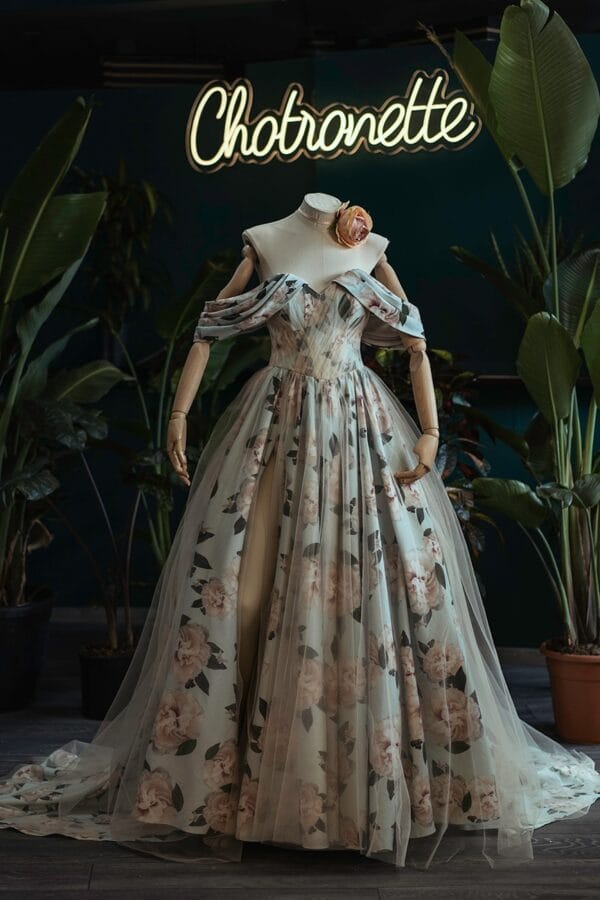 Dresses - Chotronette